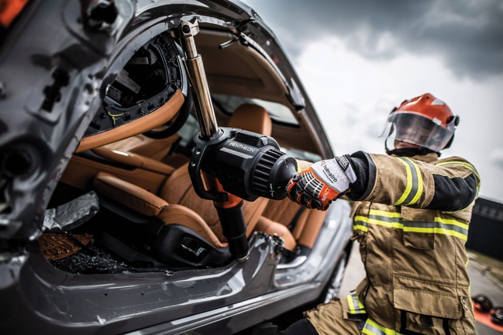 100% Pentheon – Serie um zwölf neue Rettungsgeräte erweitert | Holmatro ...